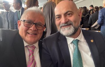 Premian a Sahakian y García Davish por su pasión por México y su ...