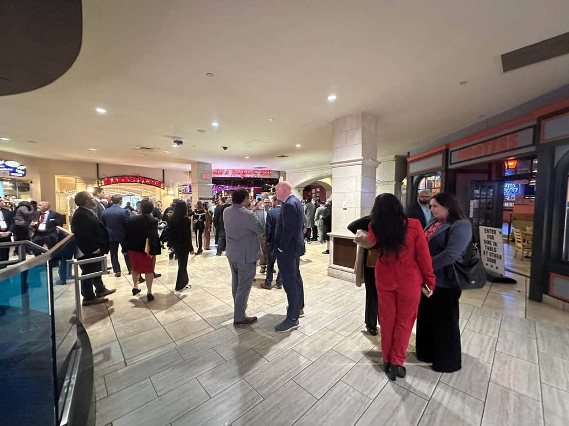 Respalda Latinos in the Arena avances de la comunidad hispana en NJ ...