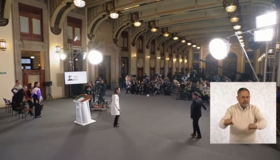 Detiene alerta sísmica conferencia de Sheinbaum en Palacio Nacional ...