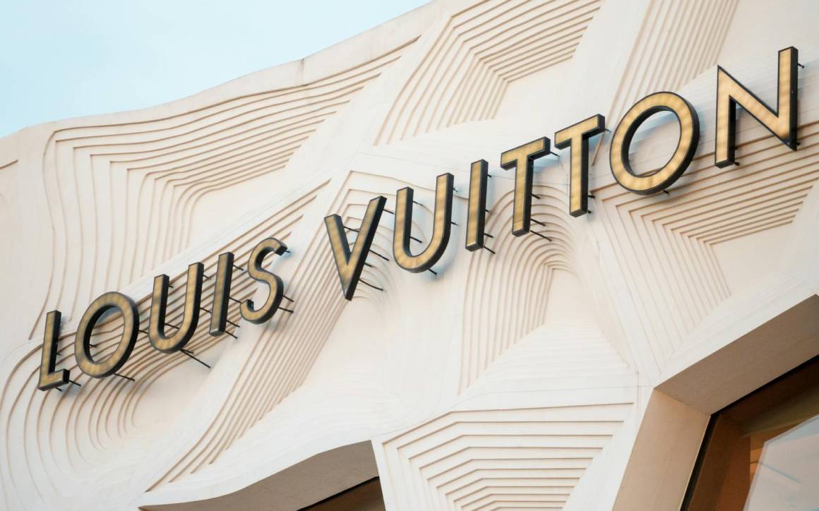 Lanza Louis Vuitton bolso de chocolate en edición limitada - Noticias ...